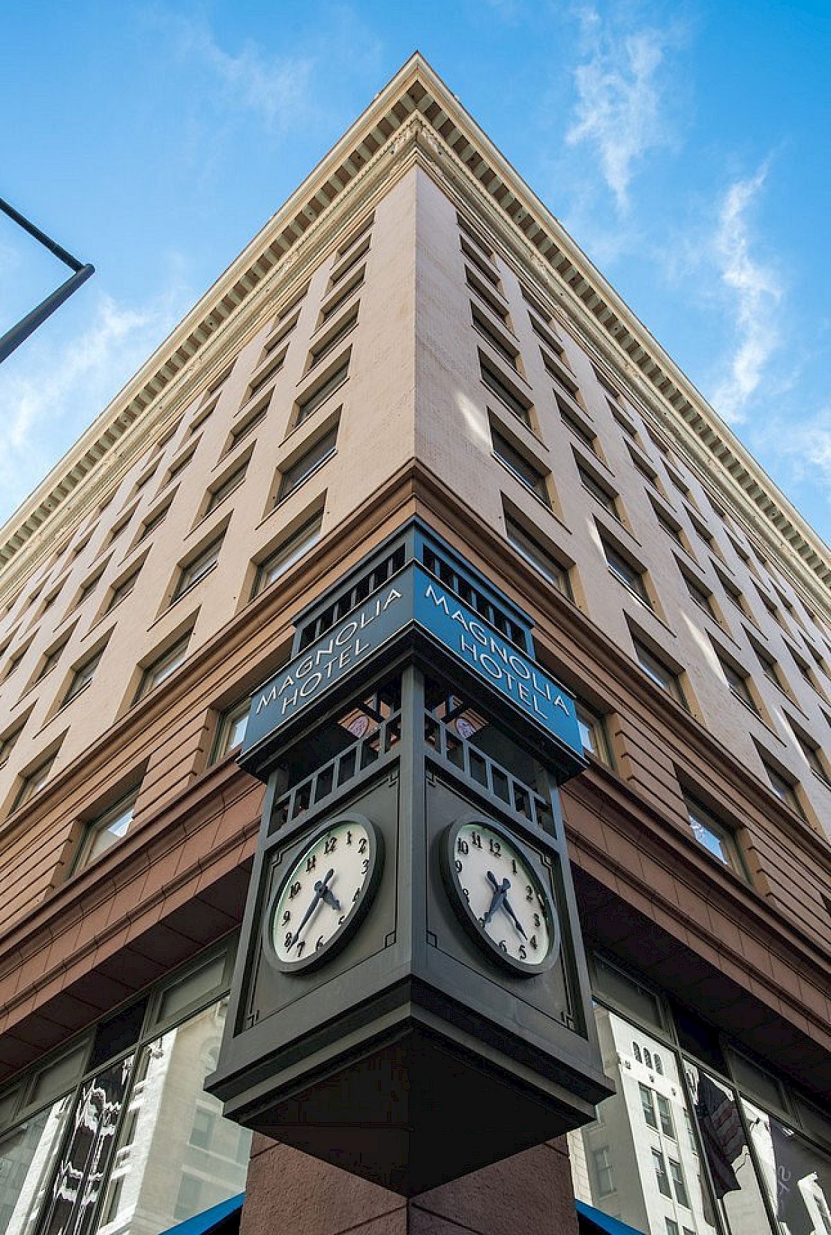 Magnolia Hotel Denver, a Tribute Portfolio Hotel - An Iconic Downtown ...